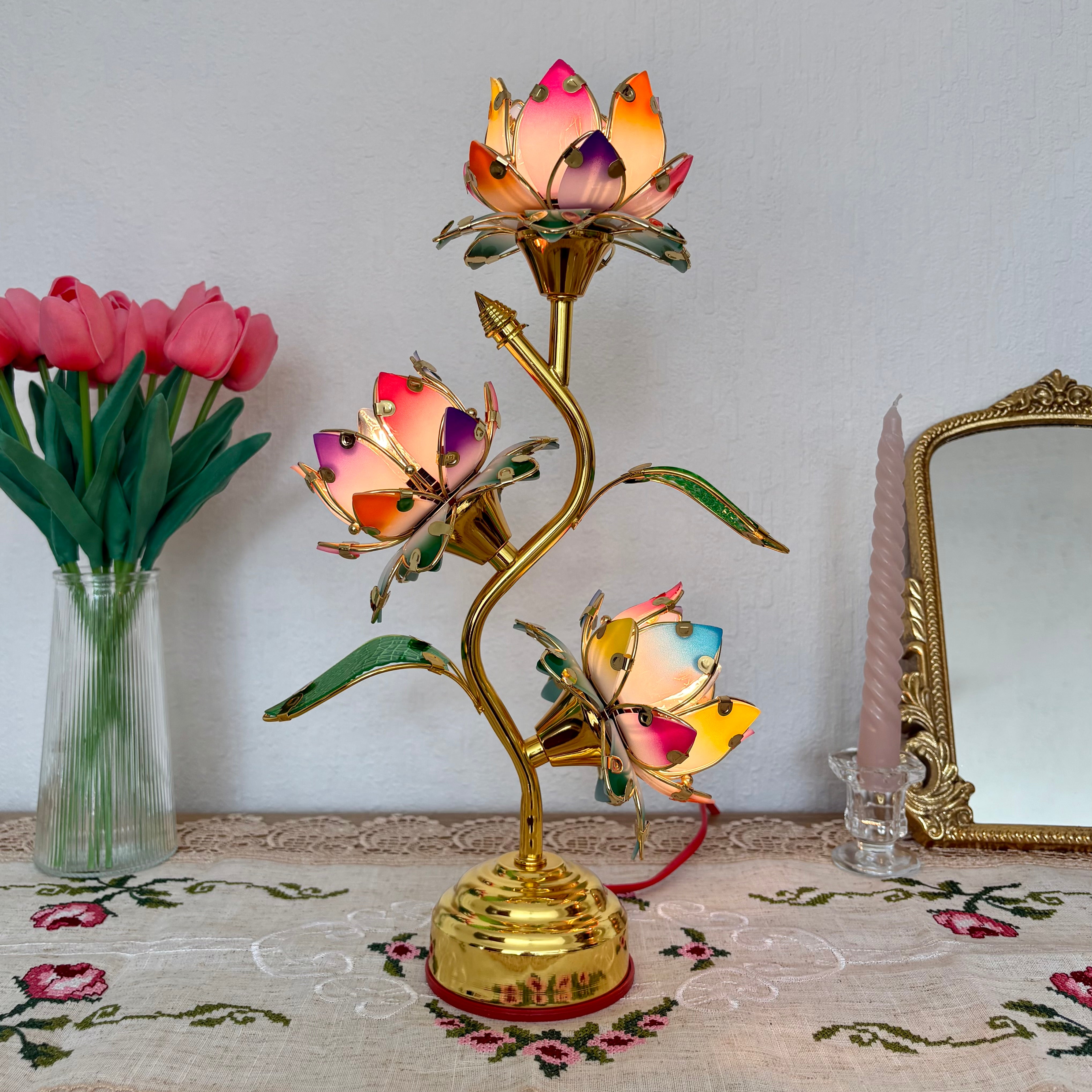 Lotus Lamp (Regular) – Lotura Lighting